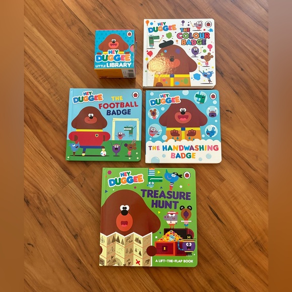 Hey Duggee | Other | Hey Duggee Books Set Of 5 | Poshmark